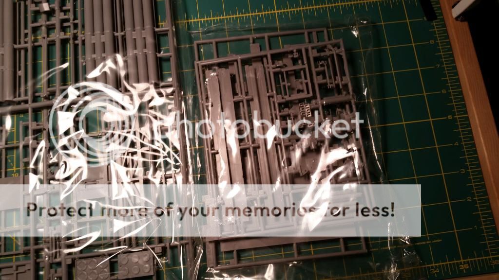 M270 MLRS w/M26 Rocket Pods - International Scale Modeller